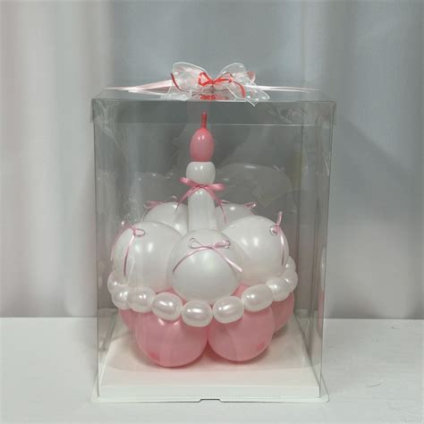 플레룬 졸업풍선꽃다발•광주풍선꽃다발•광주풍선장식•광주용돈풍선•광주레터링풍선•광주클레이벌룬•수완지구풍선 플레룬말랑케이크 귀여운 공주의 첫 생일을 축하하기 위한 핑크