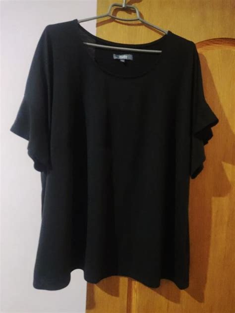 Футболка — ціна 85 грн у каталозі Футболки Купити жіночі речі за доступною ціною на Шафі