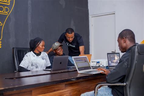 10 Soft Skills Every Data Analyst Needs To Get Hired Malhub