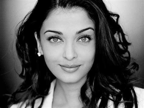 Aishwarya Rai Hd Wallpaper Timeless Beauty 1600x1200 Wallpaper Abyss