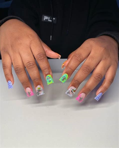 ⋆ ˚｡⋆୨୧˚ 𝐩𝐢𝐧𝐭𝐞𝐫𝐞𝐬𝐭 𝐚𝐢𝐤𝗼𝐭𝐡𝐞𝐬𝐜𝐢𝐞𝐧𝐭𝐢𝐬𝐭 Short Square Acrylic Nails