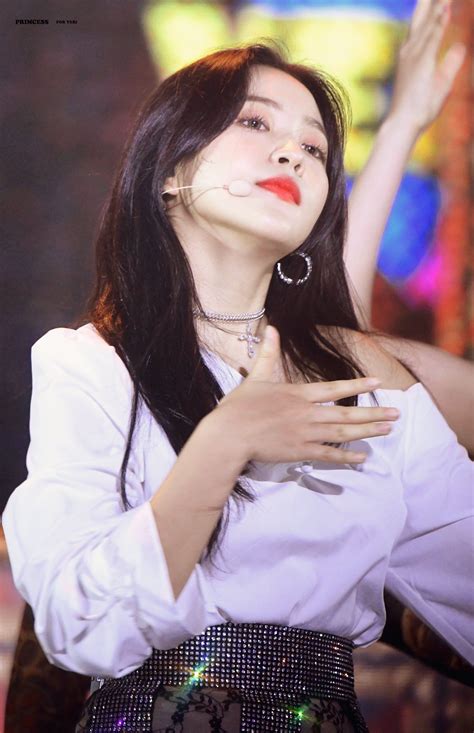 ボード「red Velvet」のピン