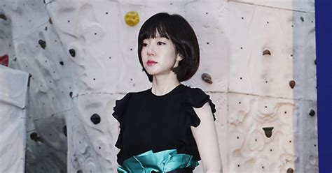 [포토엔]임수정 치마자락 붙잡고 노출은 딱 여기까지만 제천국제음악영화제