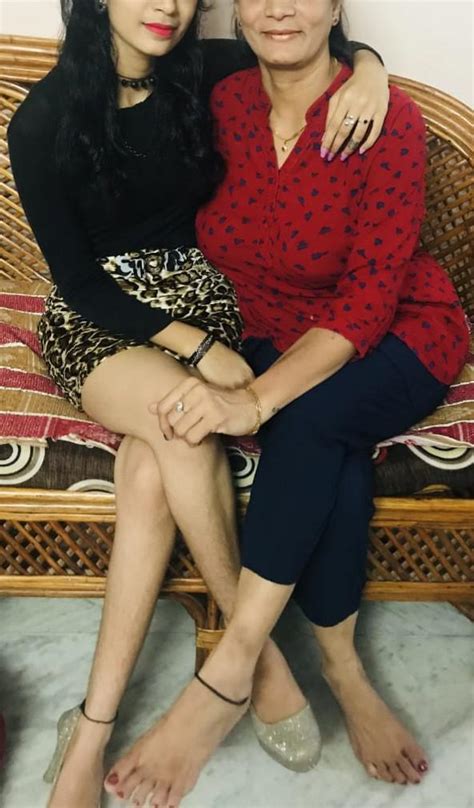 My Aunt And Her Daughter Scrolller