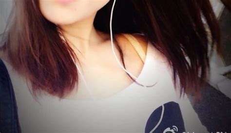 Si Dosen Cantik Yang Bikin Para Mahasiswa Bersemangat Kuliah Photo