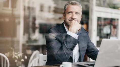 Tim Molnar Cfp® On Linkedin Is The Dollars Reserve Currency Status Really At Risk