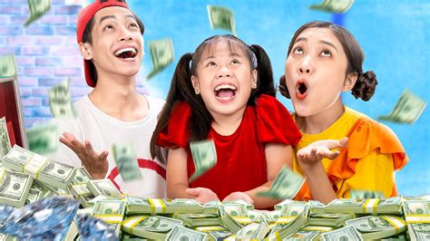 Im The Adopted Daughter Of Thieves Fnf Vs Squid Game Real Life