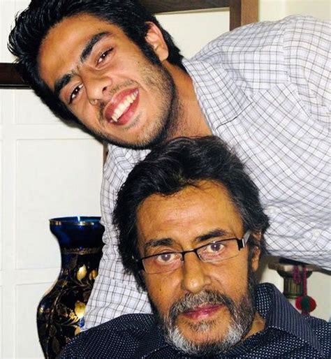 تصویری کمتر دیده شده از خسرو شکیبایی و پسرشعکس