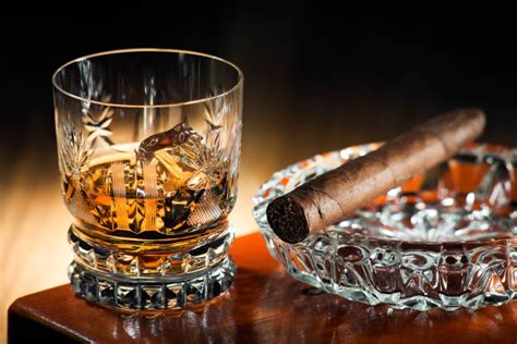 Cigar Drink Pairings Elevate Your Tastebuds With Perfect Combinations