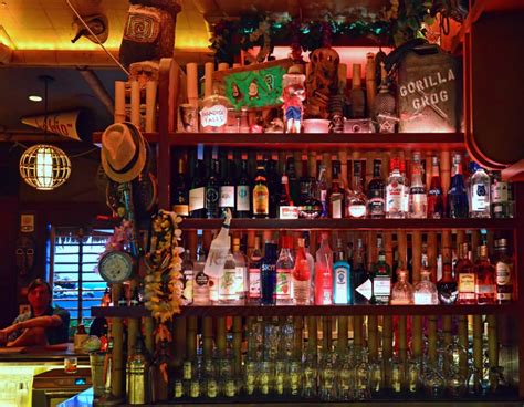 Inside Trader Sams At Disneyland Dvcinfo Community