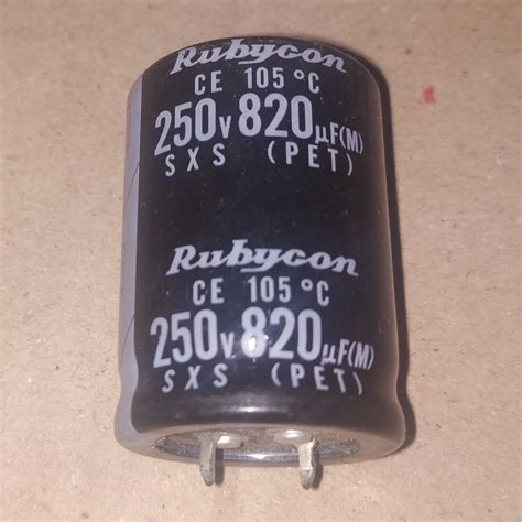 Jual C Elko Elco 820uf 250v 820 Uf 250 V Rubycon Shopee Indonesia