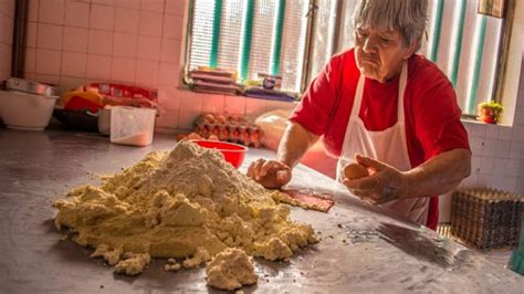 Dónde Encontrar Las Mejores Mogollas Garullas Y Fresas Con Crema En Cundinamarca Colombia Visible