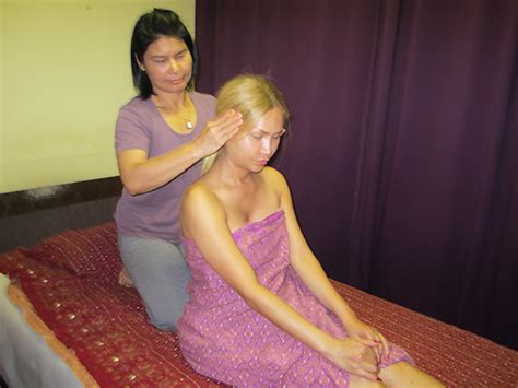 Preise Prakaidao Thailändische Massagen In Frankfurt Westend