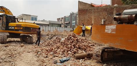 Mkm Maya Puri Universal Constructions