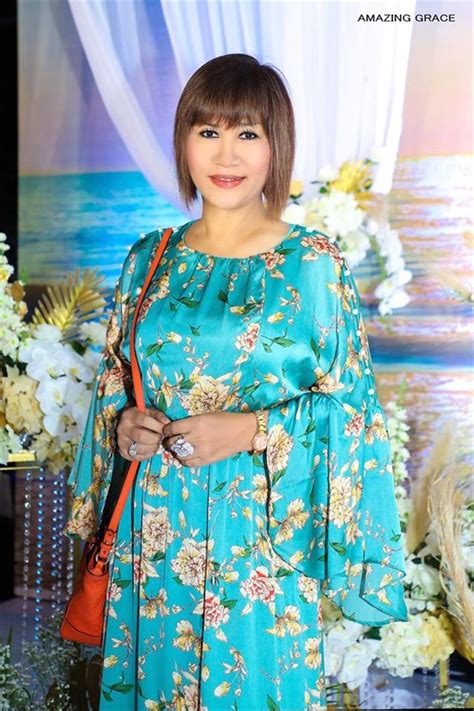 ဆံပင်အတိုလေးညှပ်လိုက်လို့ တစ်ယောက်သောသူကို တောင်းပန်စကားဆိုလိုက်တဲ့ ခင