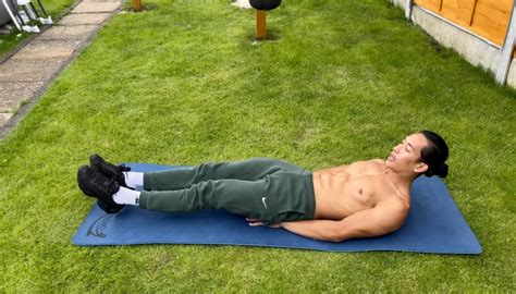 Flutter Kicks How To Do Flutter Kicks Gymless