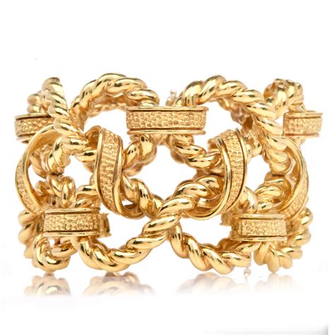 1950s Vintage Italian 18k Gold Infinity Link Textured Woven Statement