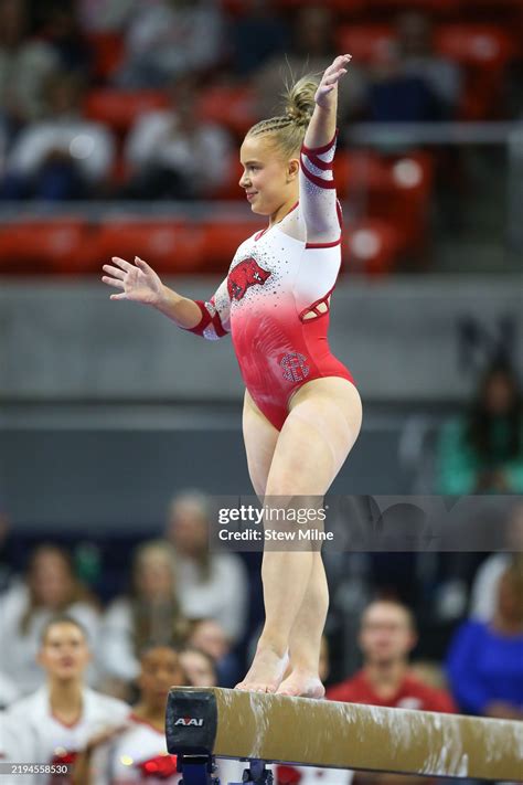 Joscelyn Robersons Feet