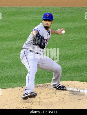New York Mets Johan Santana Pitches In A Game Against The Florida Marlins At Sunlife Stadium In