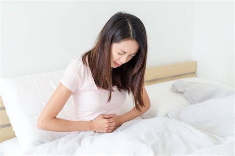 Mẹo hạn chế đau bụng kinh mà không cần dùng thuốc cho các chị em Menstrual cramps Menstrual