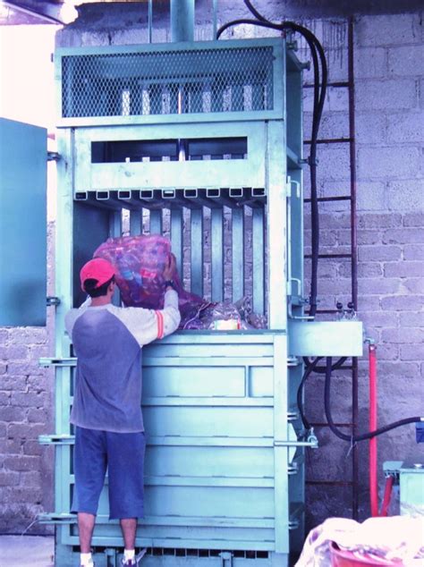 Compactadora Vertical Modelo 30 Corporación Ital