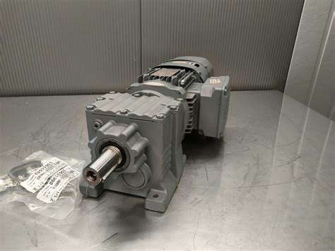 Motor Reduktor Sew Eurodrive 075kw 92nm 77rpm Encoder