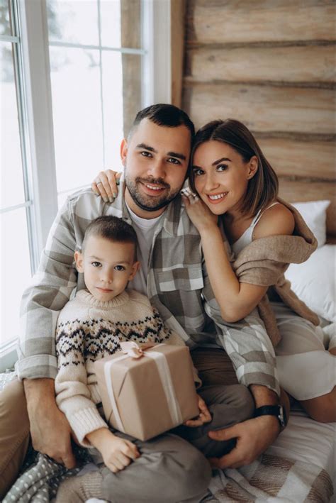 Зимняя фотосессия Фотосессия Семейные рождественские фото Семейные