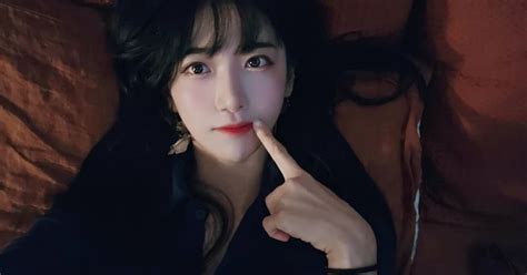 企鵝妹開直播稱「被台灣禁止入境3年」 移民署回應了 東森最即時最快速新聞