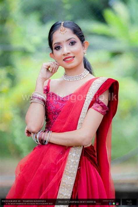 මේකේ ඉන්නවා නම් දරාගන්න වෙනවා ඉරිසියාකාරයෝ නම් කොහෙත් ඉන්නවනේ ” ‍රෝගී සිත් සුවපත් කරන අතරේ