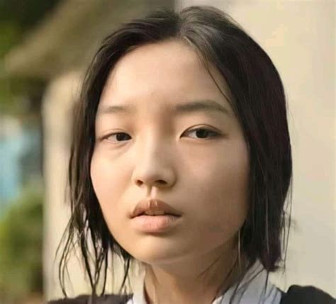 Pin By Kayla Dixon On Lee Chae Eun Lee Chae Eun Allusion Drawing People Kdrama