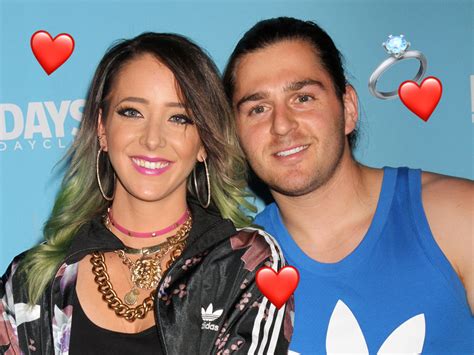 Youtubes Jenna Marbles And Julien Solomita Are Engaged Perez Hilton