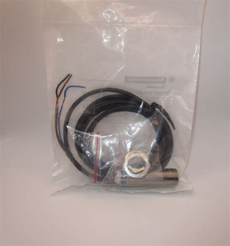 Telemecanique Xs618b1nal2 Inductive Proximity Sensor Stc Industrial Services