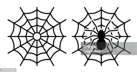 선형 아이콘입니다 중앙에 검은 거미와 거미 줄 할로윈을위한 디자인 요소 흰색 배경에 격리된 간단한 흑백 벡터 거미에 대한 스톡 벡터 아트 및 기타 이미지 Istock