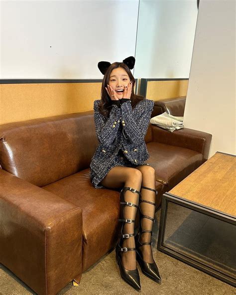 ‘유령 박소담 러블리 섹시의 정석…완벽 비주얼 자랑