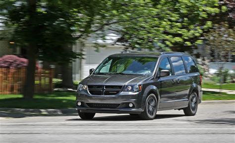 Dodge Grand Caravan 2022 Crew