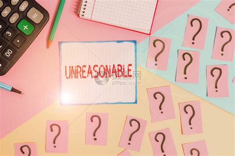 写笔记显示不合理超越可接受或公平限制的商业概念不恰当的材料和柔色彩背景之高清图片下载 正版图片503867597 摄图网