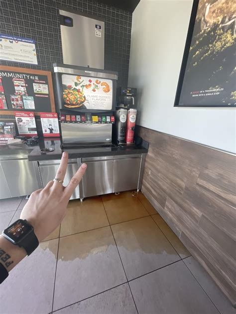 hello bend good morning from panda e come make my day better happy