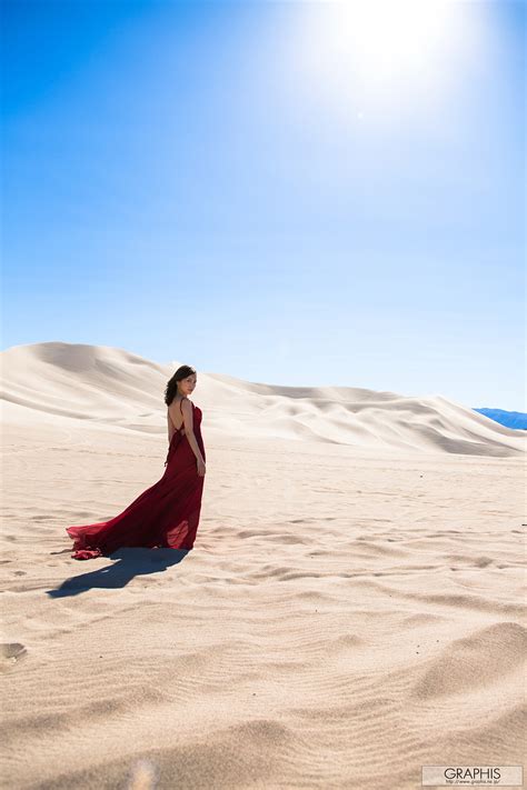 Graphis Winter Special 2014 12 19 Miyuki Yokoyama 横山美雪 Snow Globe Gra