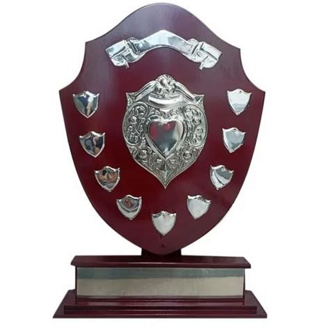 5mm Wooden Brass Shield Trophy At Rs 415 In Moradabad Id 2851282473912