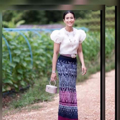 เสื้อใส่กับผ้าถุงงานแต่ง ถูกที่สุด พร้อมโปรโมชั่น ม ค 2023 Biggoเช็คราคาง่ายๆ