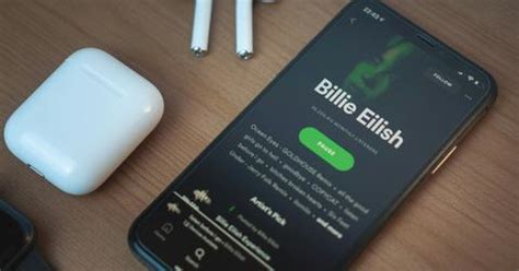 Spotify Stops After One Song How To Fix The Issue