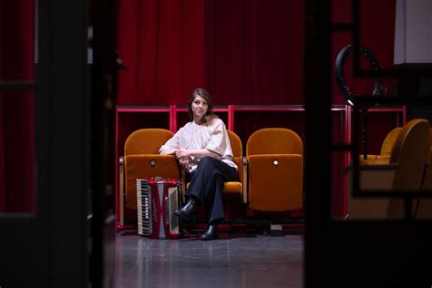 Dirigenten Sofia Winiarski 37 Får årets Bindefeld Stipendium För