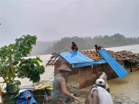 ပလက်ဝမြို့နယ်တွင် မိုးသည်းထန်စွာ ရွာသွန်း၍ ရေကြီး၊ ရေလျှံဖြစ်ပြီး မြေပ