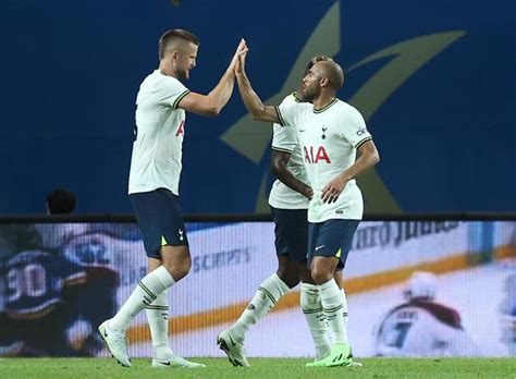 포토 축하받는 토트넘 에릭 다이어 아주경제