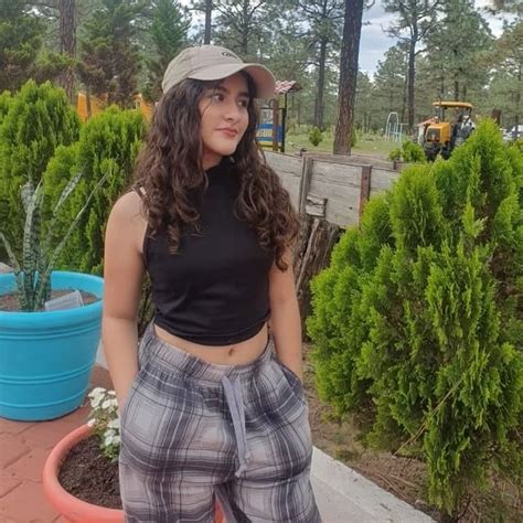 Dalay Rios Threads Say More