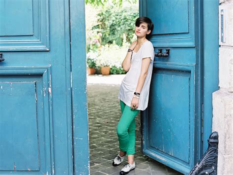 اوا در رمان دختری که من باشم