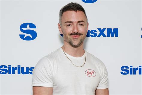 Matteo Lanes New Speedo And Workout Pics Prove Touring The World Does