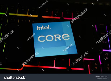 25 345 Core Processor Images Stock Photos Vectors Shutterstock