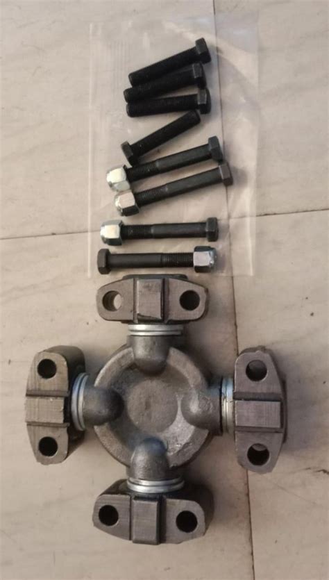 Hm Joint Cross Set At ₹ 1800piece Universal Joint Cross In Hyderabad