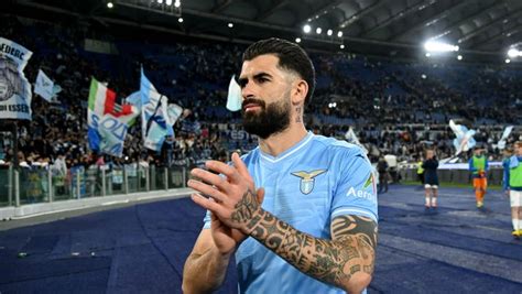 Mercato Lazio In Difesa Piace Cabal In Uscita Non Solo Hysaj
